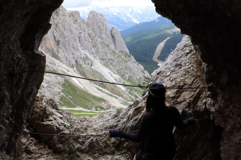 Lagazuoi tunnels hike: de meest bijzondere Dolomieten wandeling